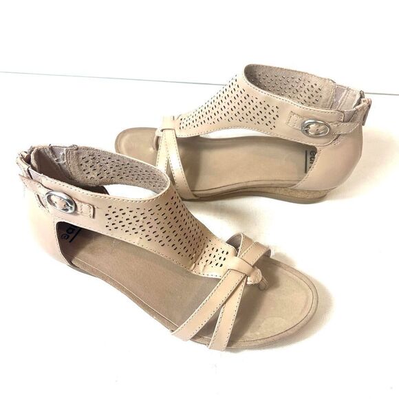 Earth | Shoes | Earthwomens 65w Leather Thong Sandals Beige Ankle High ...